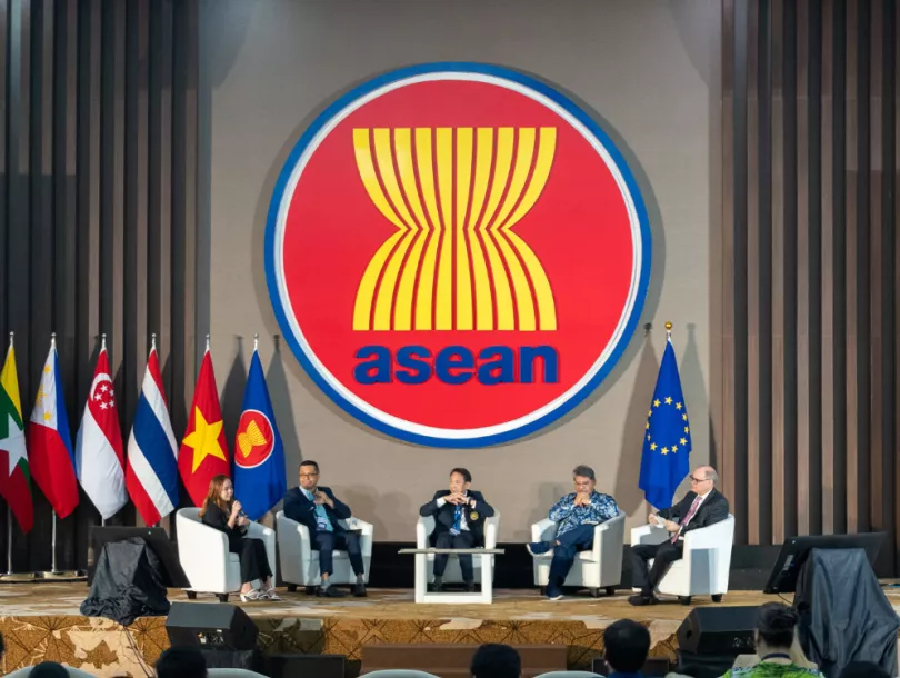 Our programmes | Nuffic